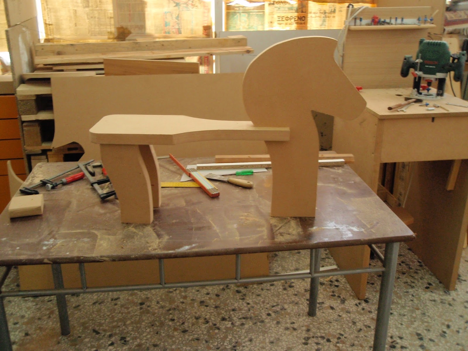 Ξύλινες κατασκευές: ΞΥΛΙΝΟ ΑΛΟΓΑΚΙ