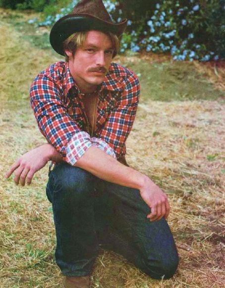 kenneth in the (212): 'A Different Story' for Perry King