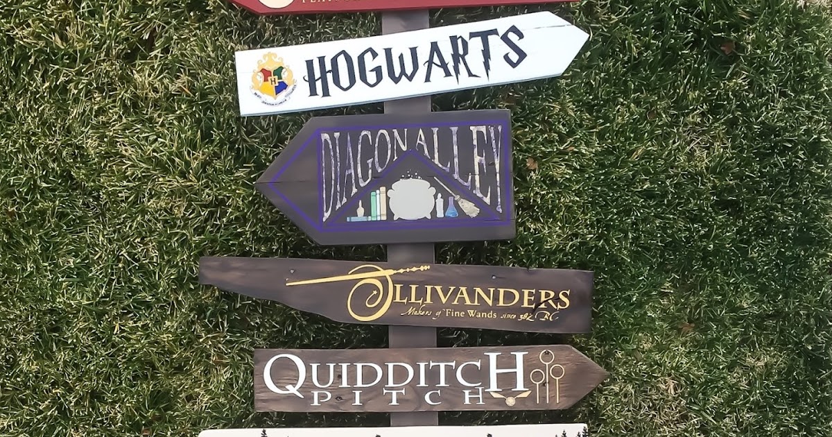 Harry Potter Sign | TheNicoleMichelleBlog