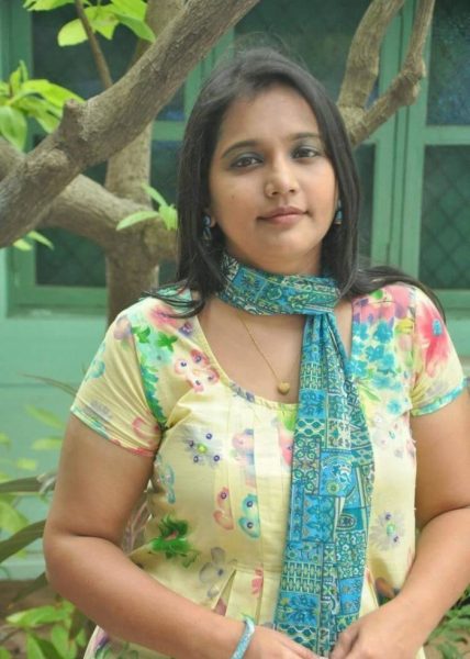 Vinodhini Vaidyanathan Wiki, Facts, Biography, Height, Weight, Age ...