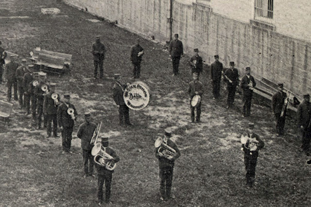 TempoSenzaTempo: The Band at the Big House
