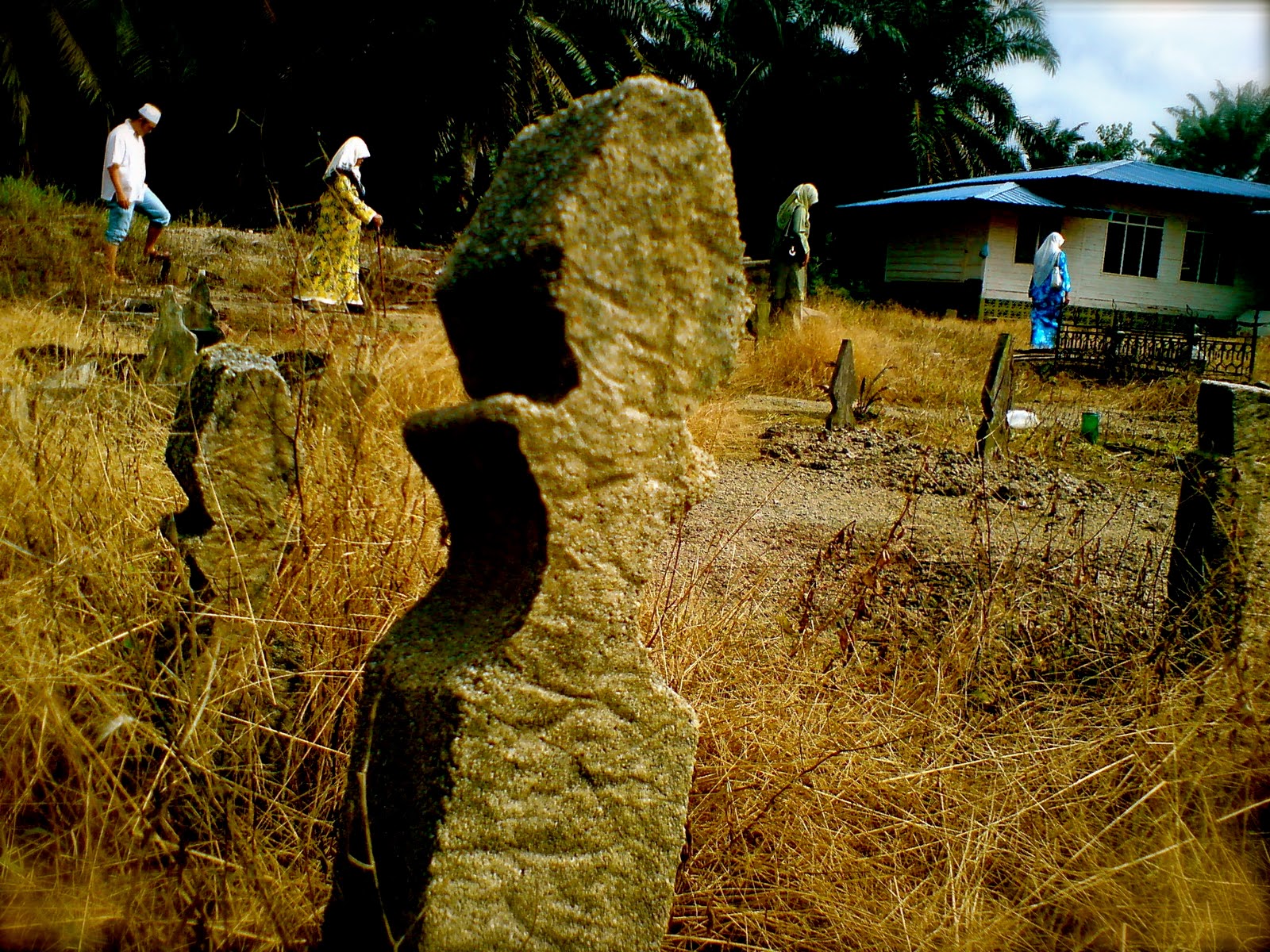 SERUAN KUBUR (PENGAJARAN DARI KUBURAN) - Asyifusyinen