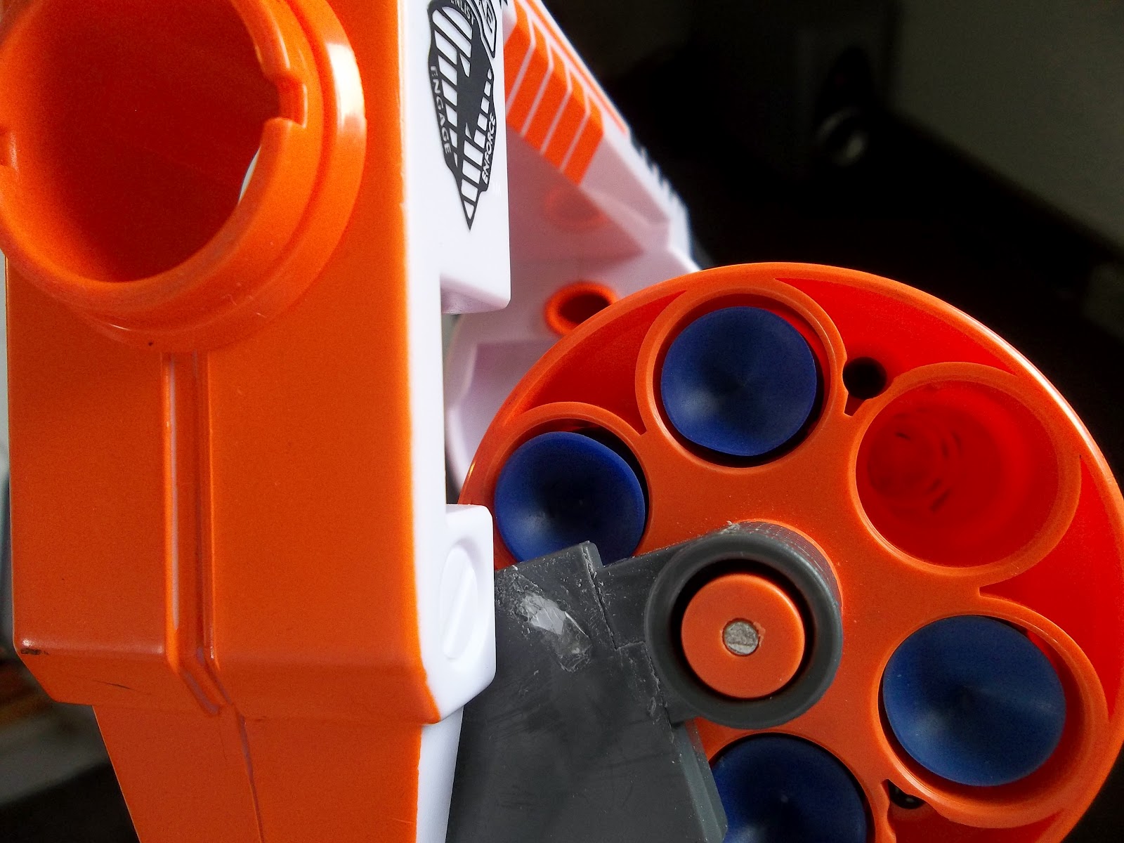 Nerf Creations: Nerf Maverick (Whiteout) Mod Guide