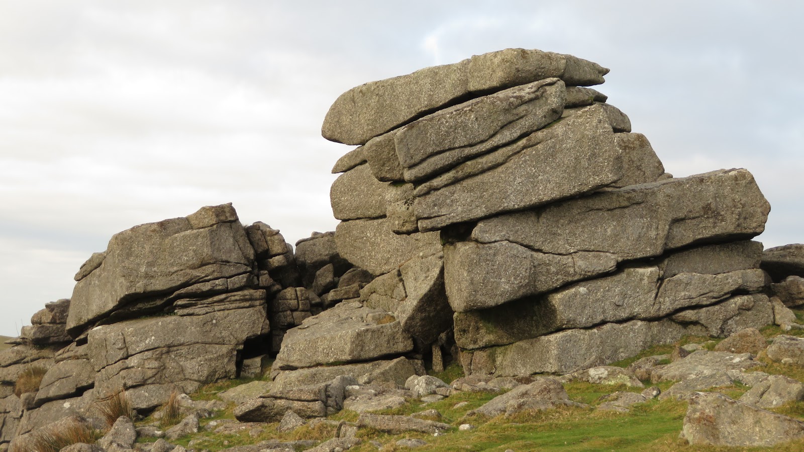 Max Piper - Tor Bagger: Dartmoor: The Tors and Rocks around Barn Hill