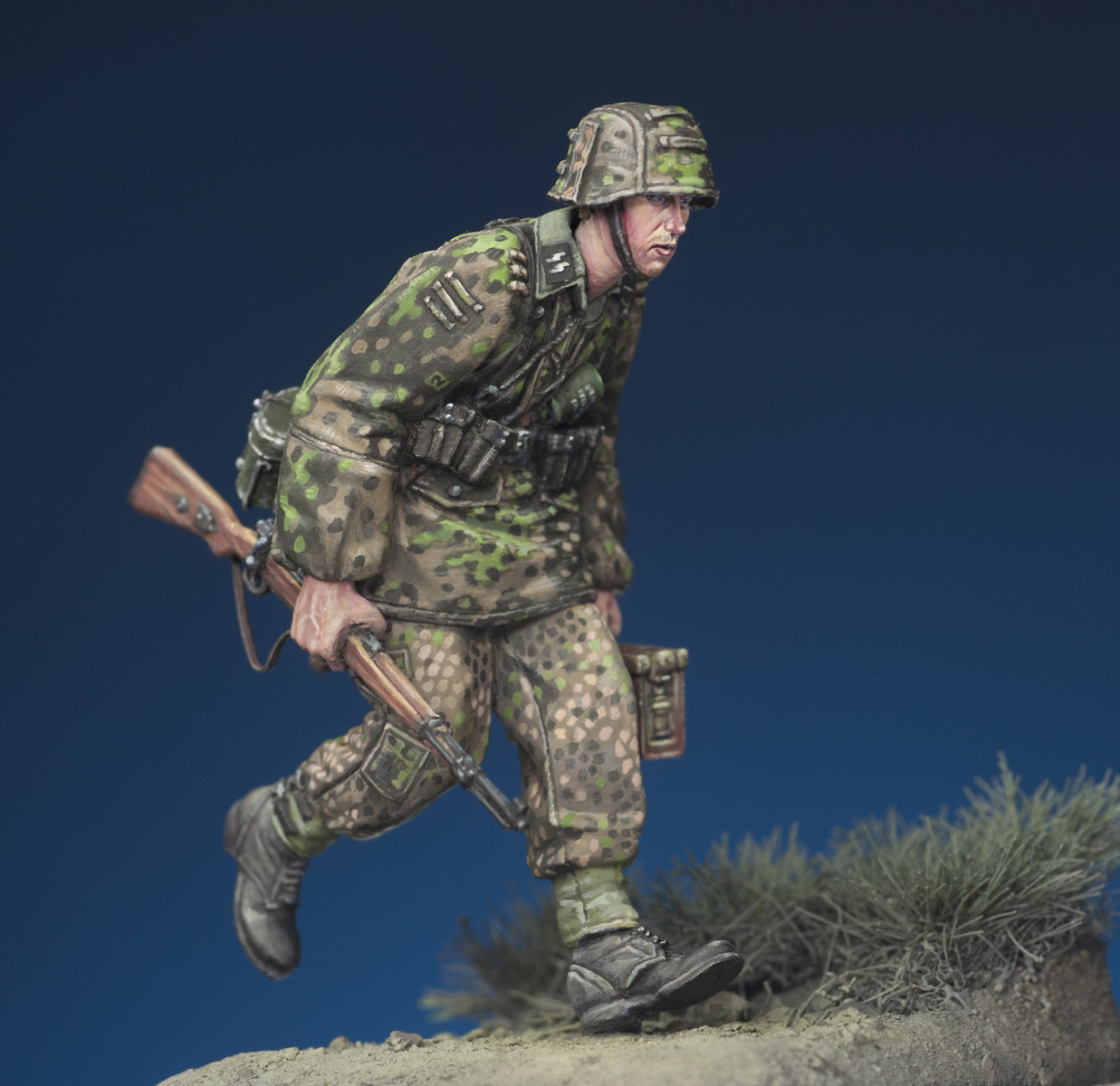 Rado Miniatures - SS-Sturmmann, 25th SS Pz.Rgt., Norrey-en-Bessin ...