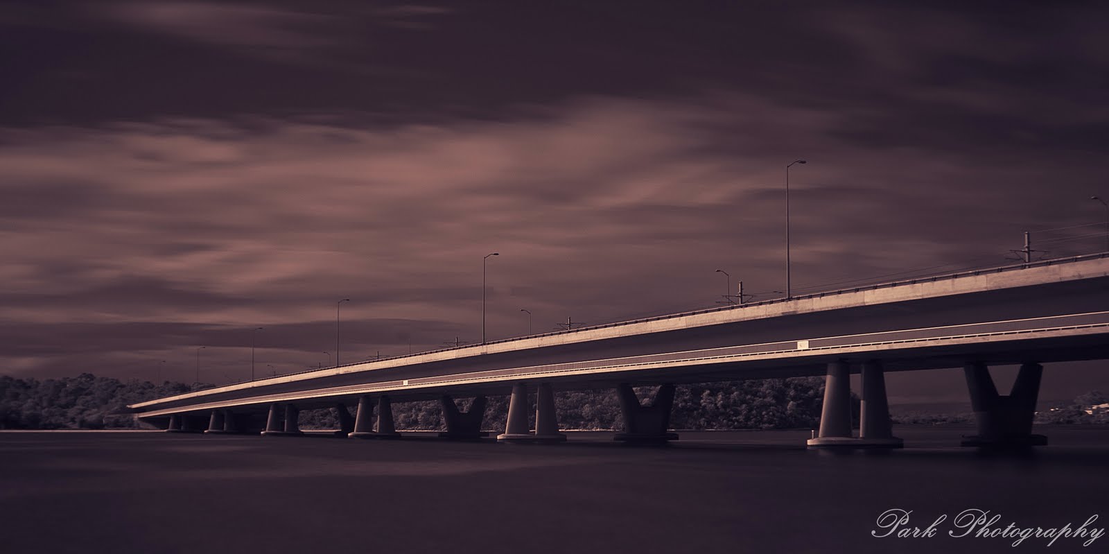 Park's DSLR Photo: 22 July 2011 [Mount Henry Bridge]