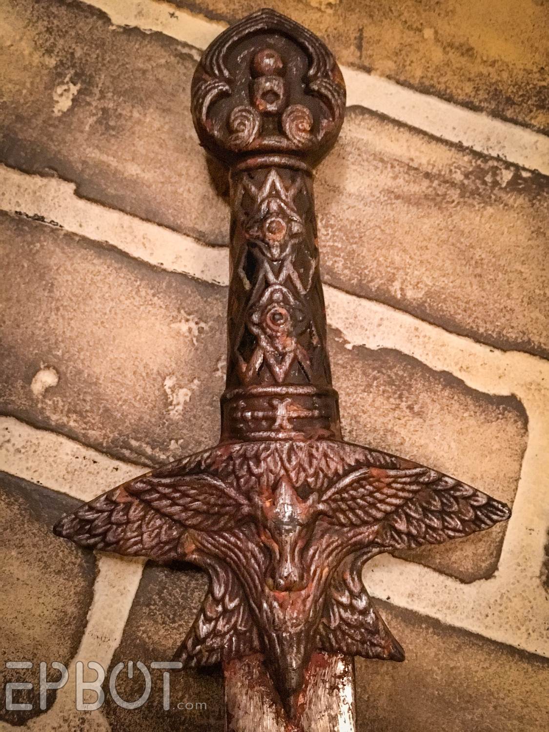 EPBOT: Quick Craft: Upgrade Your Dollar Store Swords With Paint & Metal ...