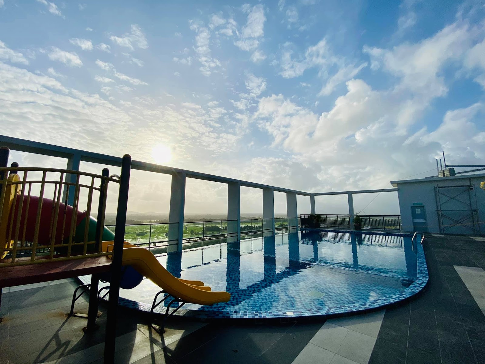 MENGINAP DI H ELITE DESIGN HOTEL KOTA BHARU SATU KEPUASAN BUAT DIRI AKU!