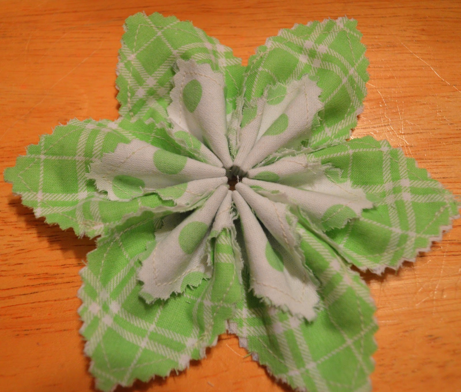 Super Easy Fabric Flower Tutorial | Bumbleberries Boutique