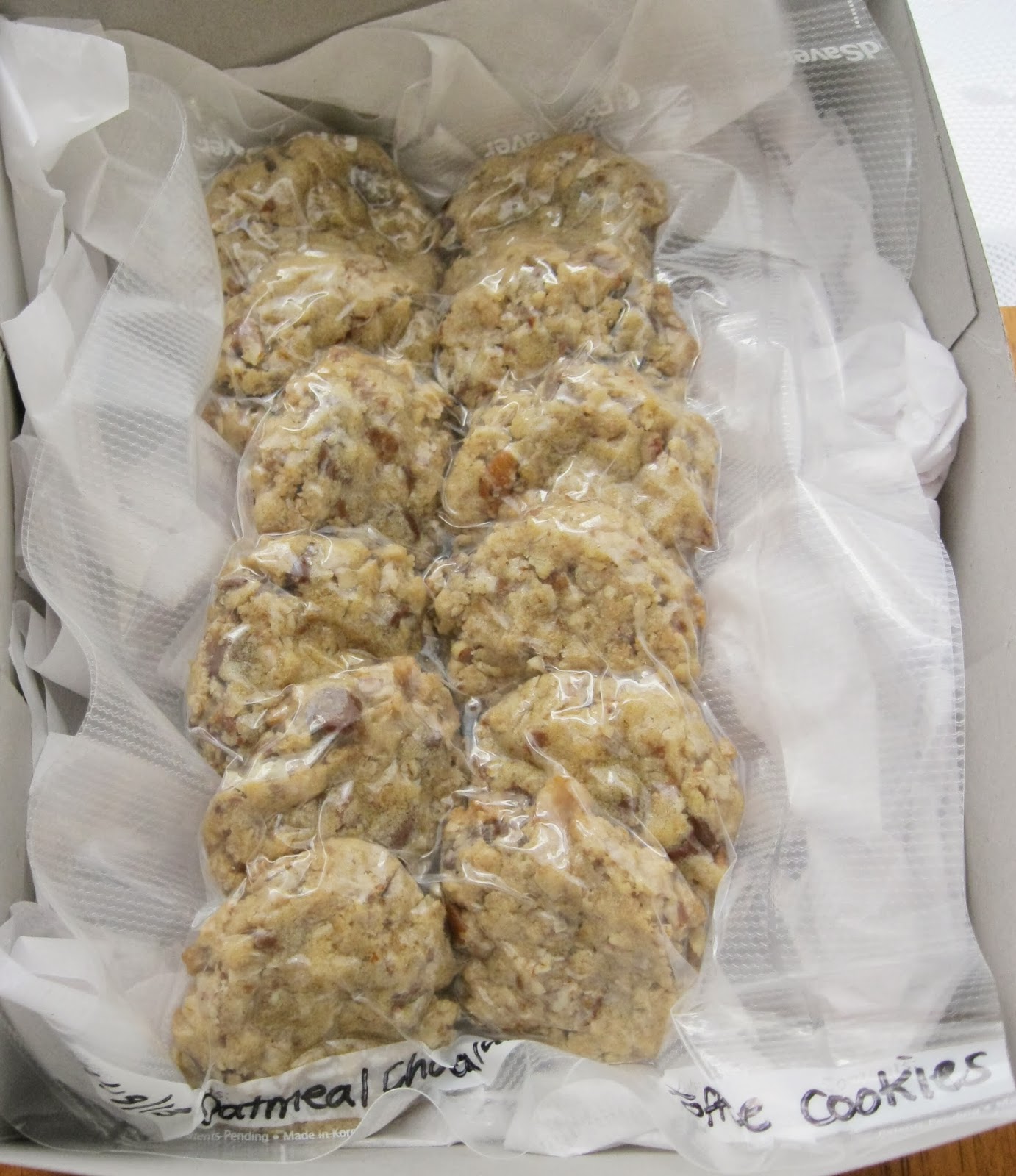 A Handful of Everything: Oatmeal Chocolate Toffee Cookies