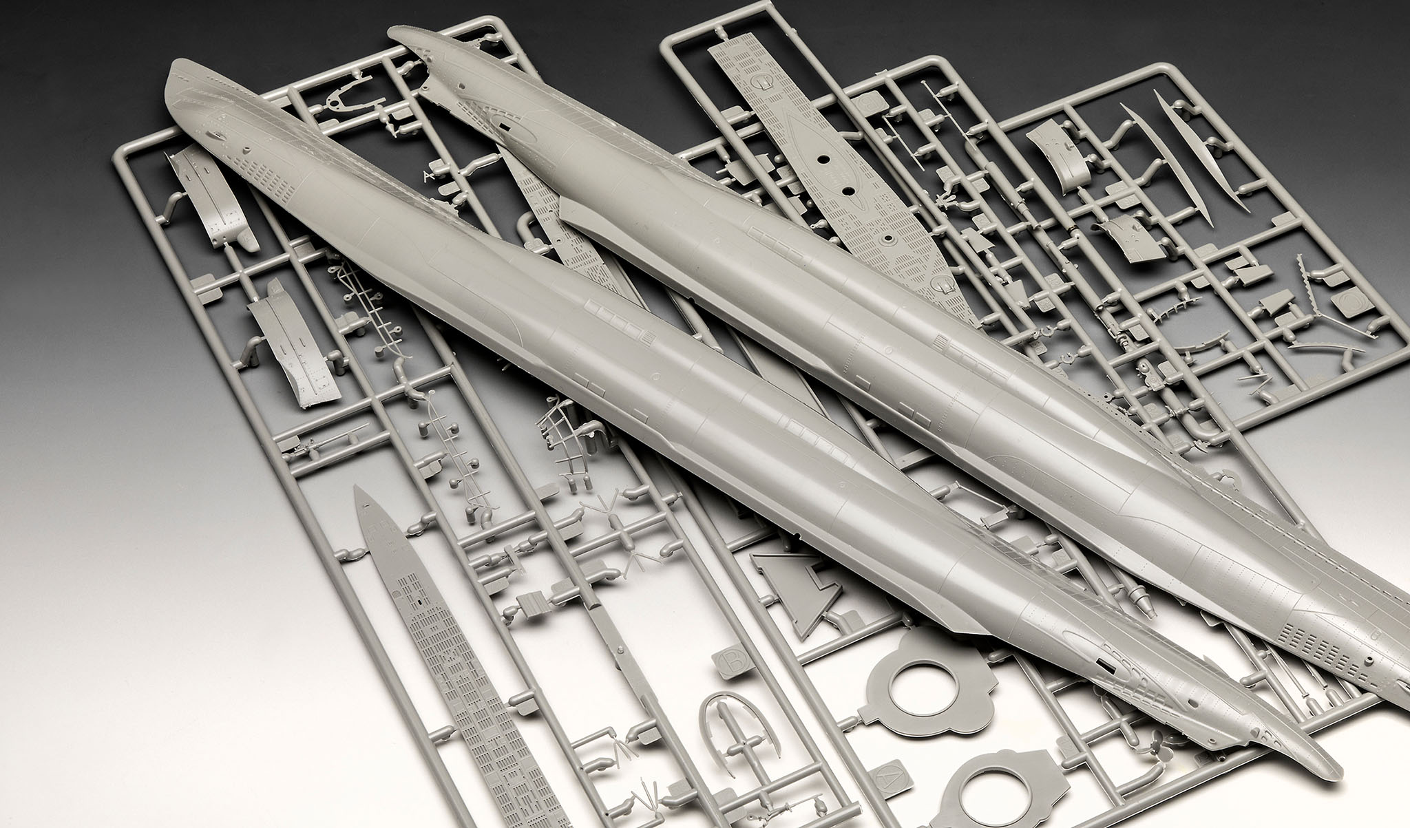 The Modelling News: Revell's workstation, six kits & gift sets in our ...