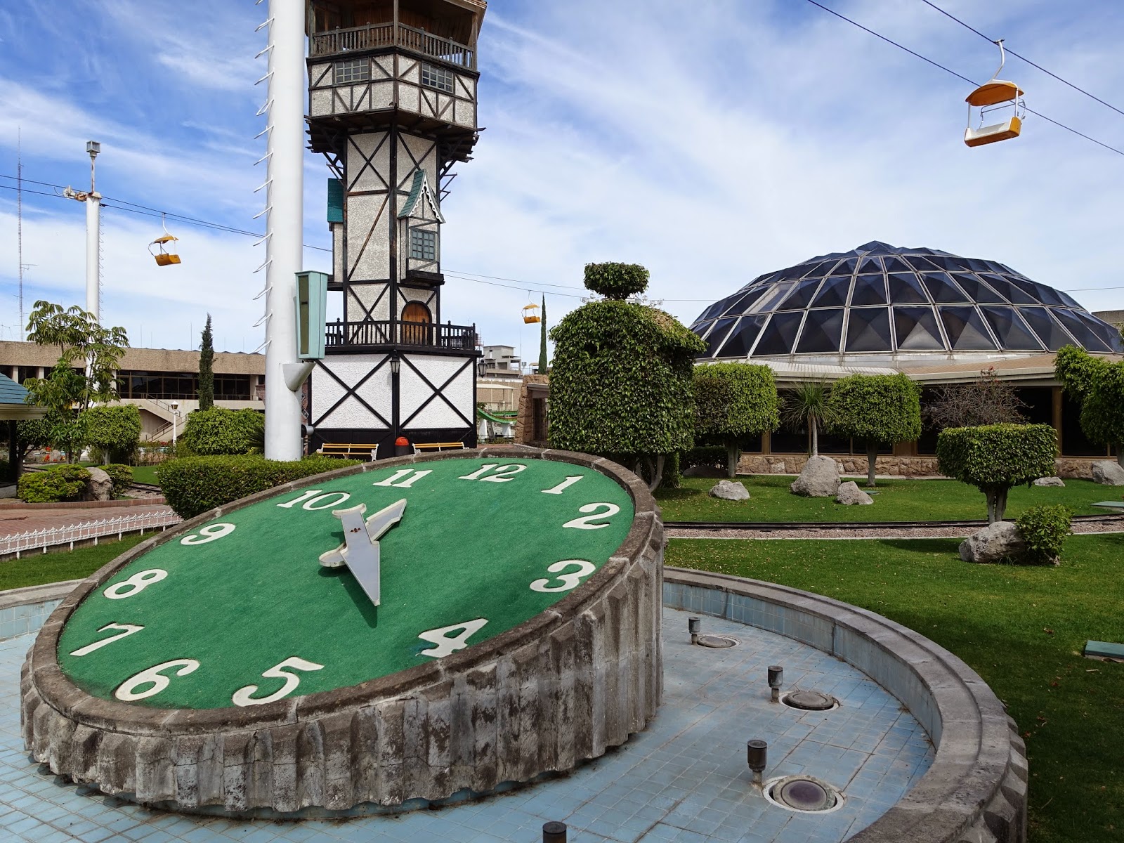 Malcolm's Mexi-kaan Trip: Parque JM Romo