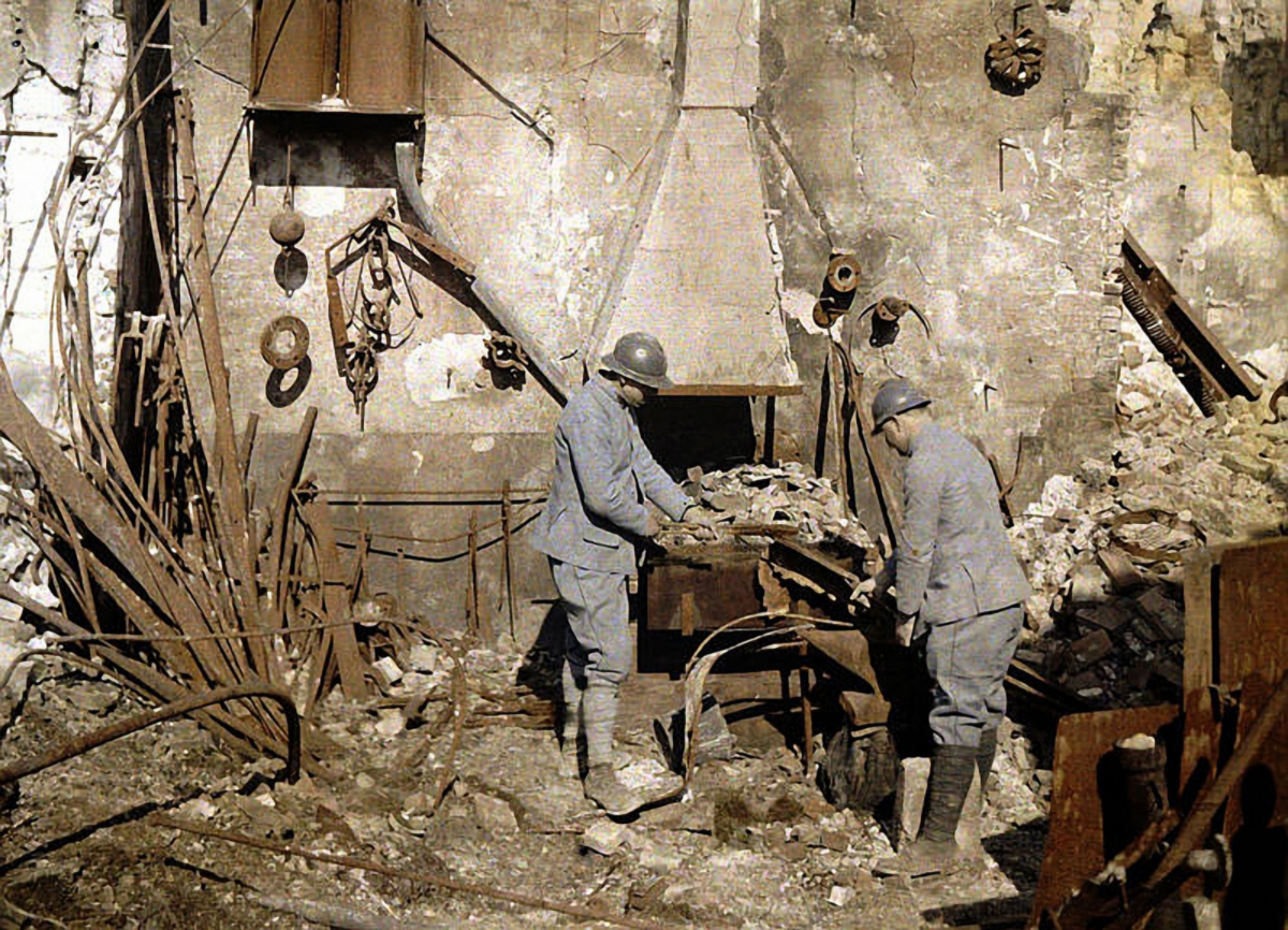 A Collection of 40 Rare Color Photographs of France in World War I ...