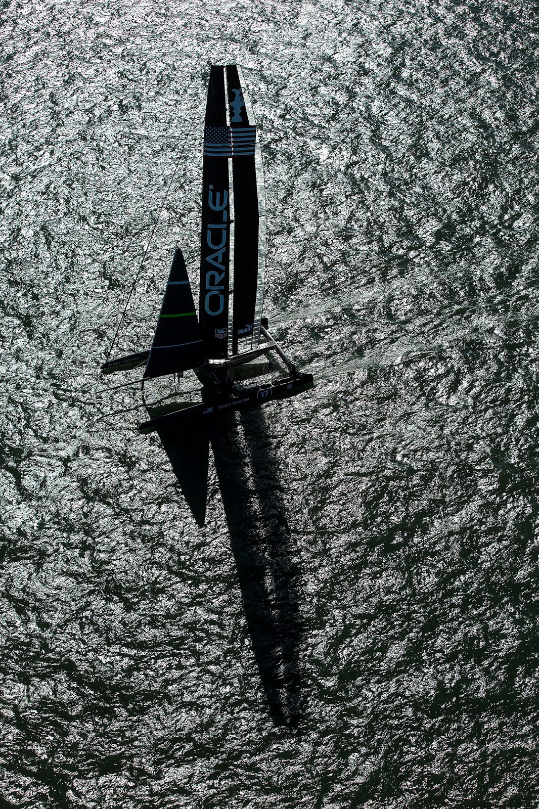 Photo gallery: First aerial shots of Oracle Team USA’s AC72 yacht ...