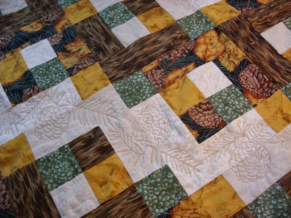 Elizabeth's Quilt Projects: FMQ - Pine Cones and Pine Boughs