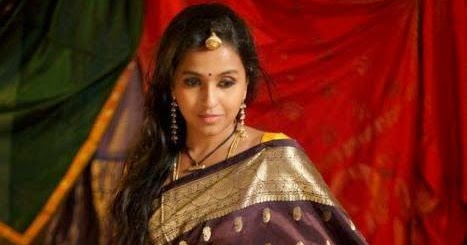 Singer Smitha Mustard Silk Saree - Saree Blouse Patterns