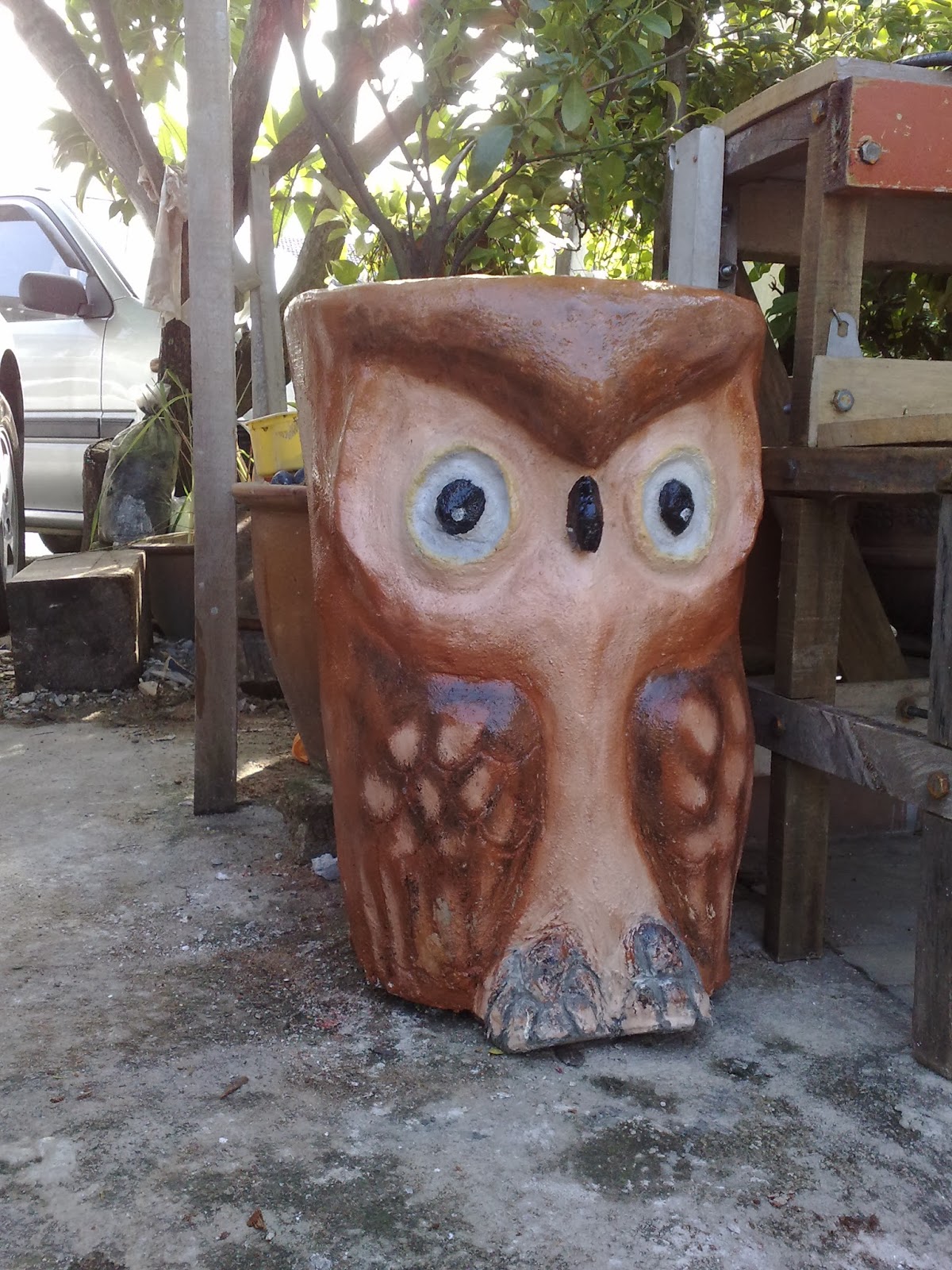 Francis' Junction: DIY Ferro-cement Owl Garden Stool