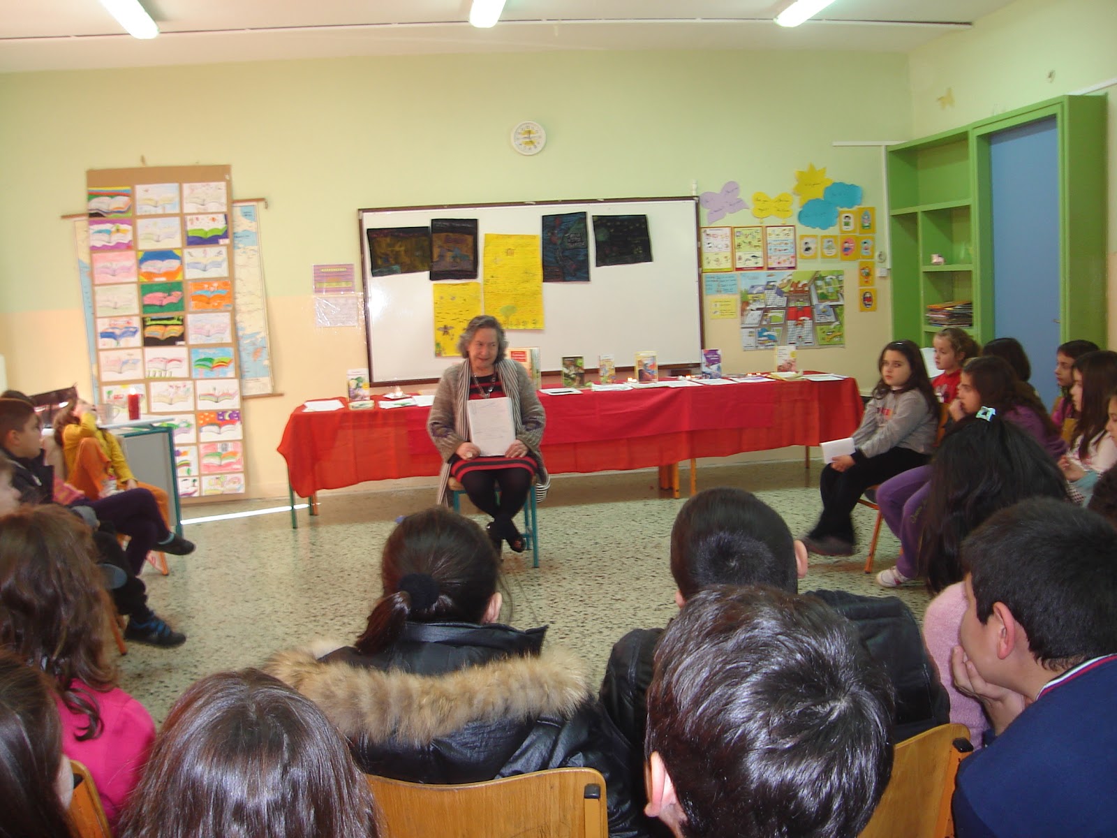 ΤΟ BLOGΑΚΙ ΤΟΥ 4ου ΔΗΜΟΤΙΚΟΥ ΣΧΟΛΕΙΟΥ ΠΟΛΙΧΝΗΣ: ΕΠΙΣΚΕΨΗ ΣΥΓΓΡΑΦΕΑ 2012 ...