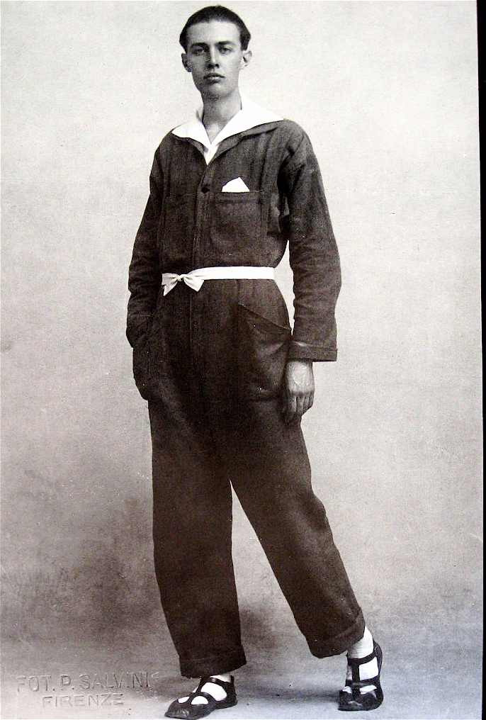 La tuta di Thayaht | Bau House