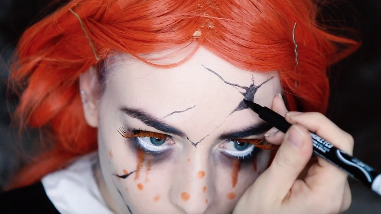 Cracked Doll Halloween Makeup Tutorial! - Katie Snooks