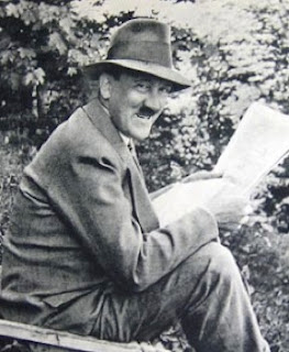 World War II in Pictures: Happy Hitler Pictures