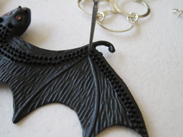 Beautyland - Handmade for you!: How to make Halloween bat necklace ...