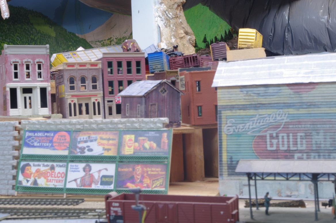 Model Railroad Miscellany: More Building Flats
