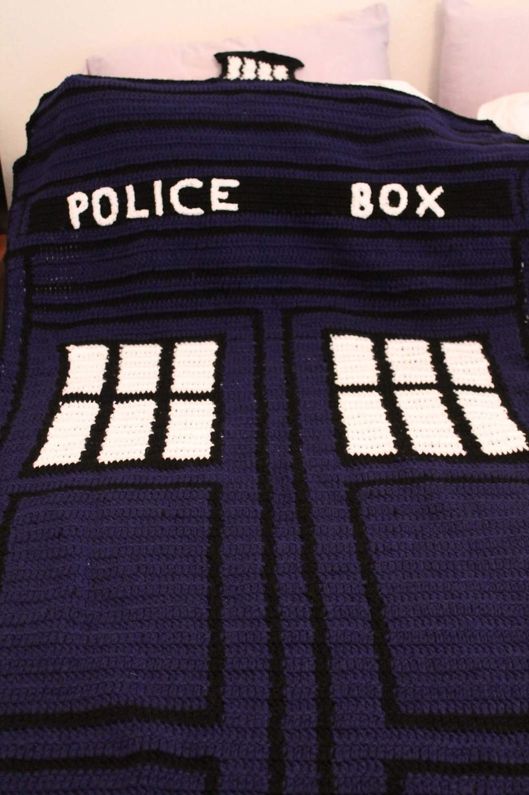 silvermari & the stick: Crochet: TARDIS Blanket
