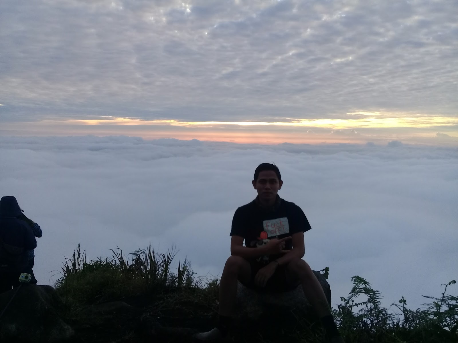 Gunung Halau-Halau 1901 MDPL, Puncak Tertinggi di Kalsel yang Eksotis ...
