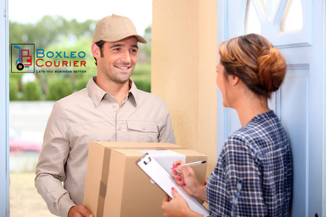 What are the advantage of express courier?