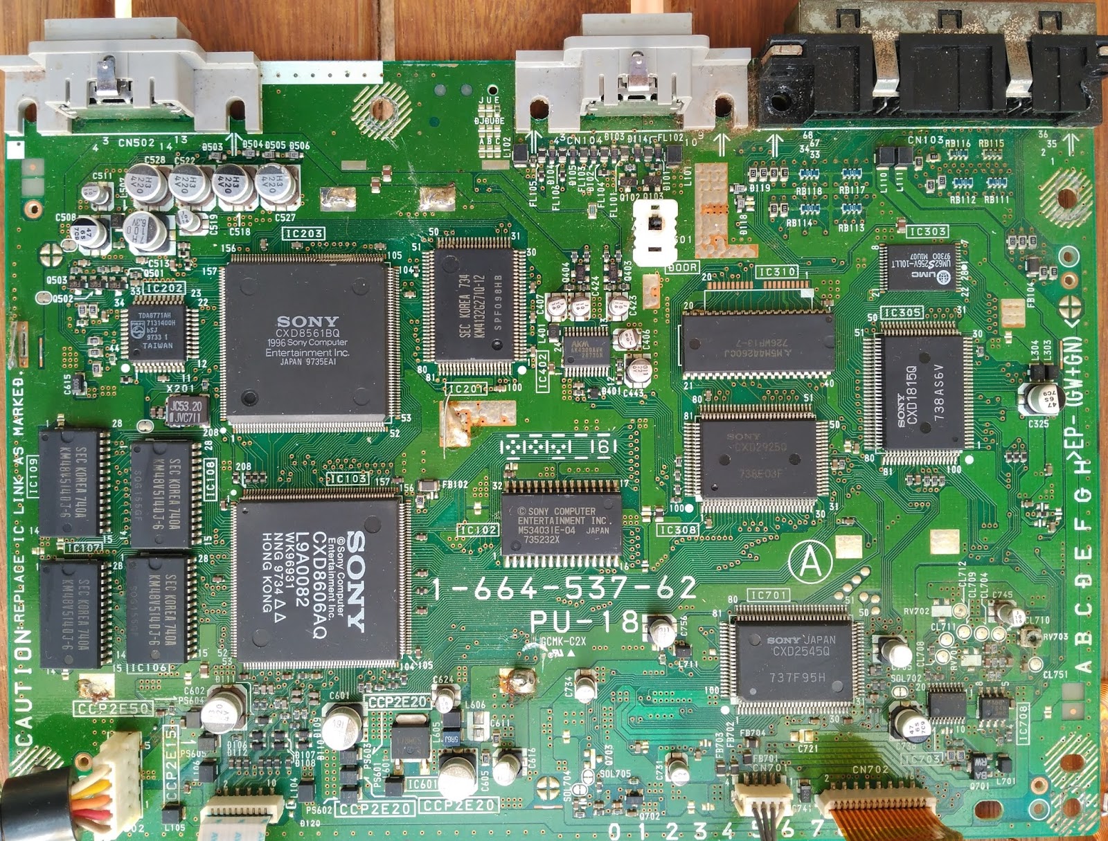 Consola Sony PlayStation (modelo SCPH 5502) (1997), Retro Ordenadores ...