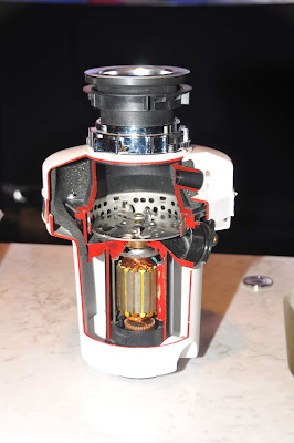 Kitchen and Residential Design: Smart Ideas For Selecting Good Garbage ...