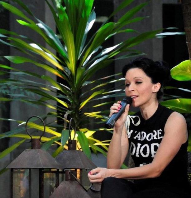 Fã-Clube Oficial Patricia Marx: fevereiro 2012