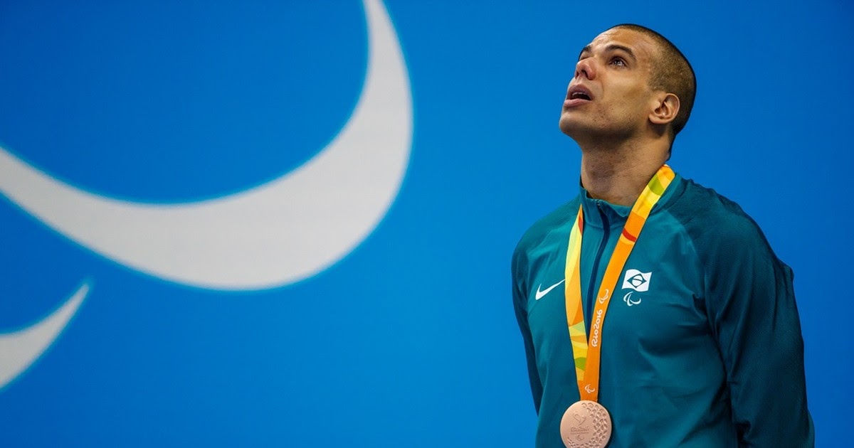 Após reclassificação, André Brasil é considerado inelegível para ...