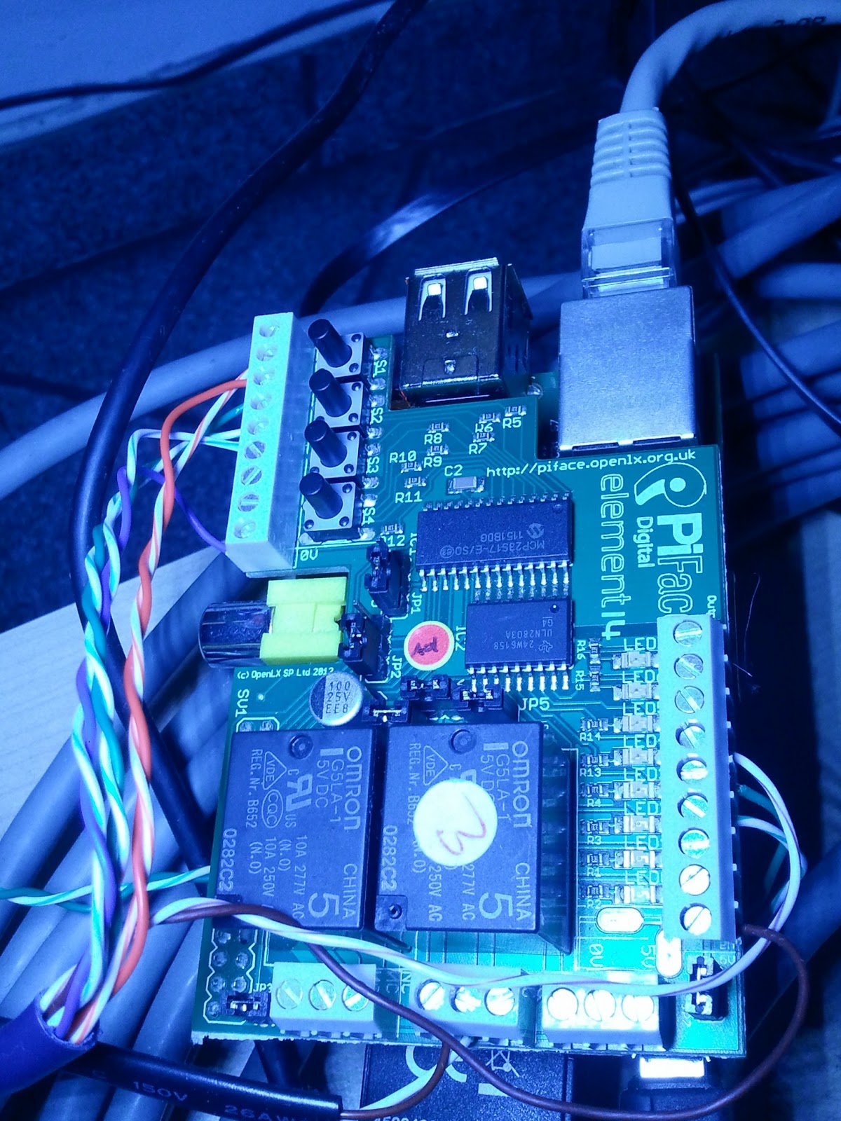 NicosRaspPi: Raspberry Pi + PiFace + FHEM with Homematic Homeautomation