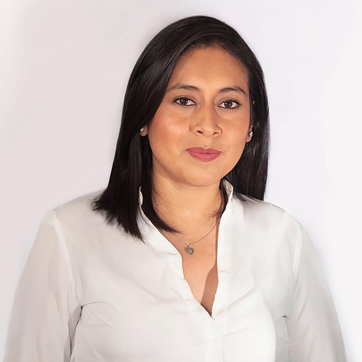 somosdelmismobarro: Elizabeth Castro es la nueva directora de Minga