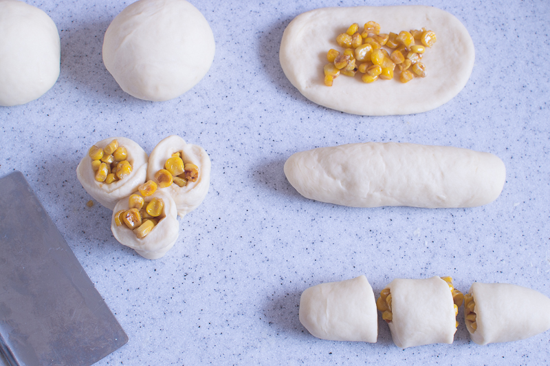 ขนมปังข้าวโพดมายองเนส (Corn Mayo Buns) - Nipponkitchen