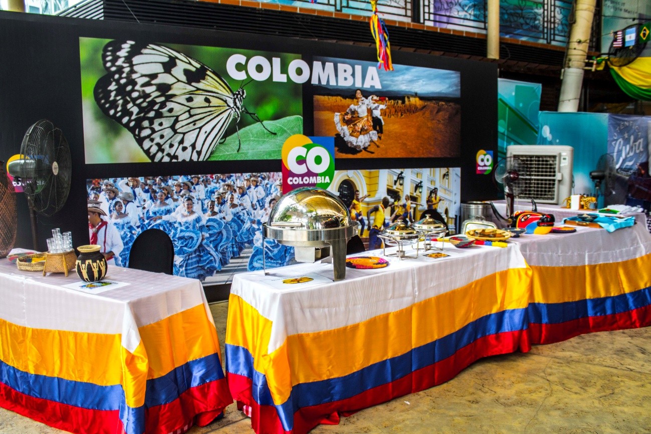 Diseños de Stands (La Vuelta al Mundo)