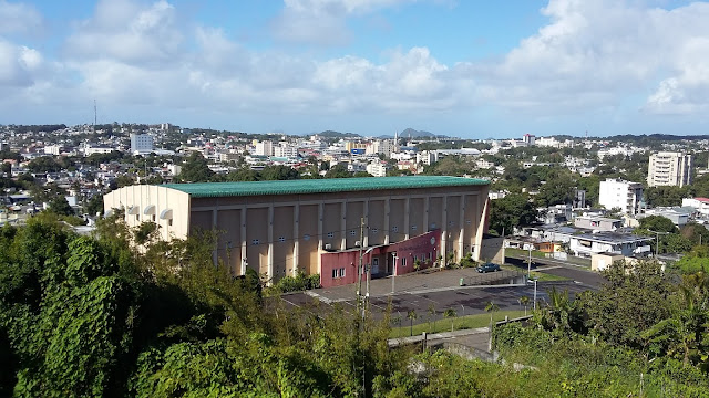 Go with Henry: City of light - Curepipe