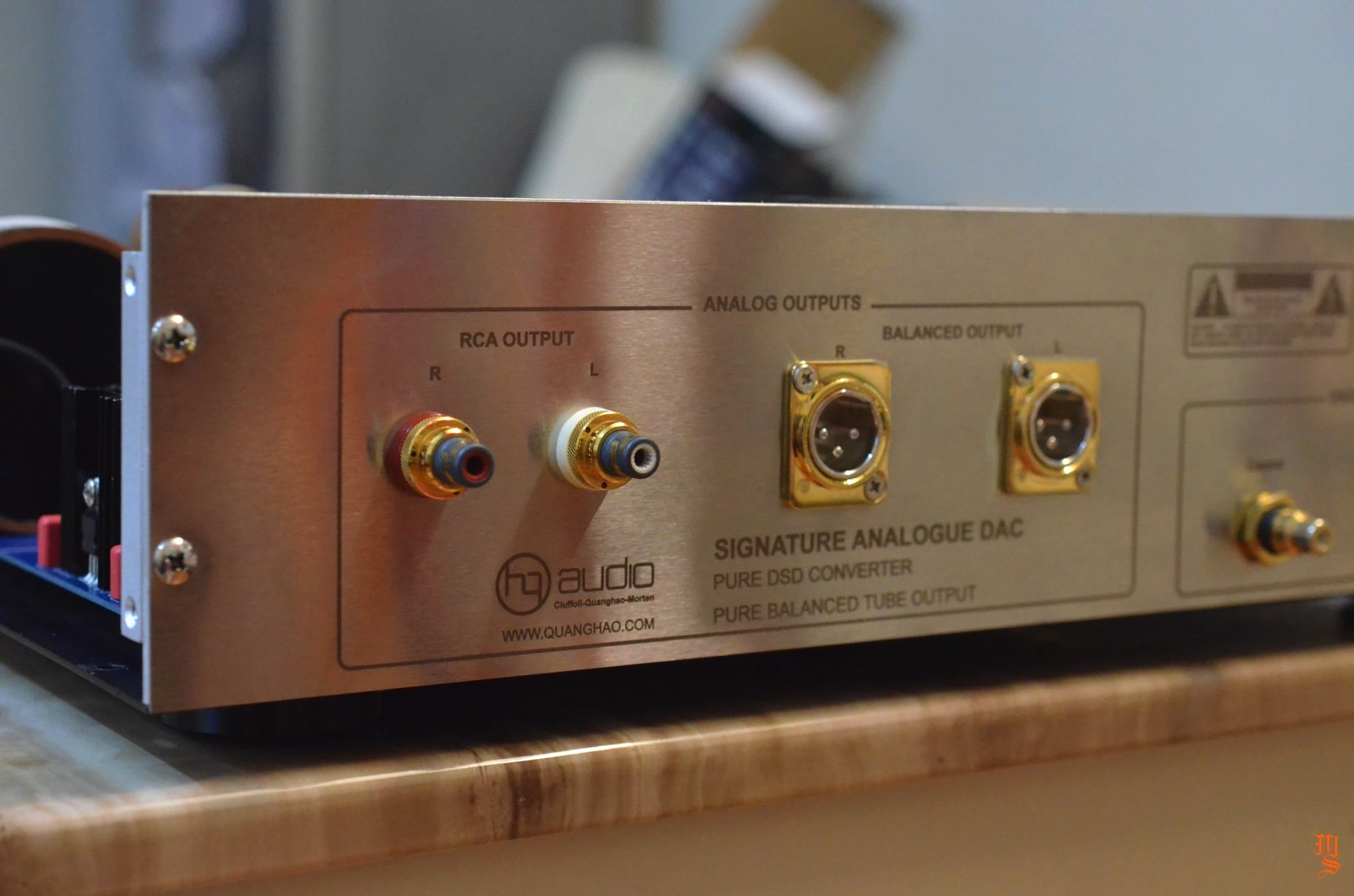 HQ AUDIO SIGNATURE ANALOGUE DSD DAC – M & S | Ultimate High-Fidelity