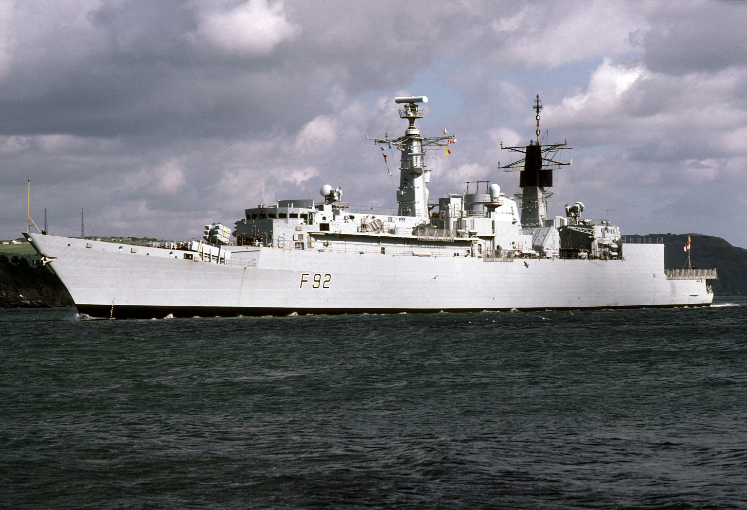 BRIAN'S SHIPPING PHOTOS: September 2015