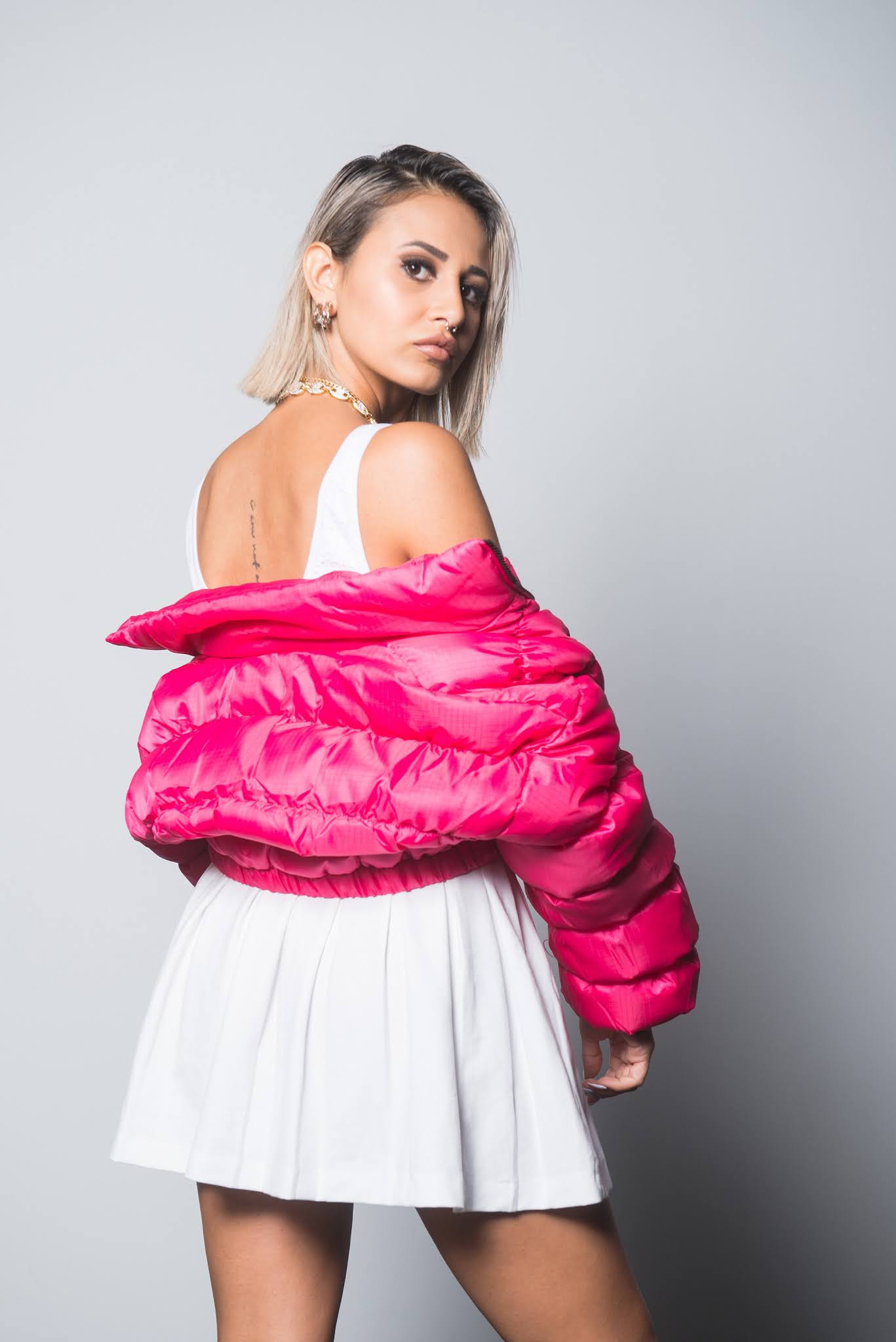 Georgina «Μείνε μαζί μου»