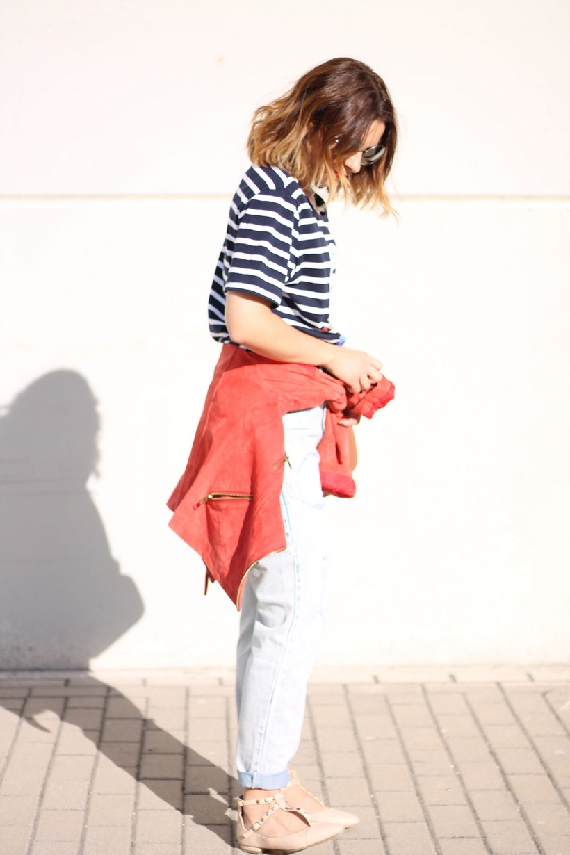 THE DREAM IS PARIS: Relax outfit: Look con básicos y camiseta molona