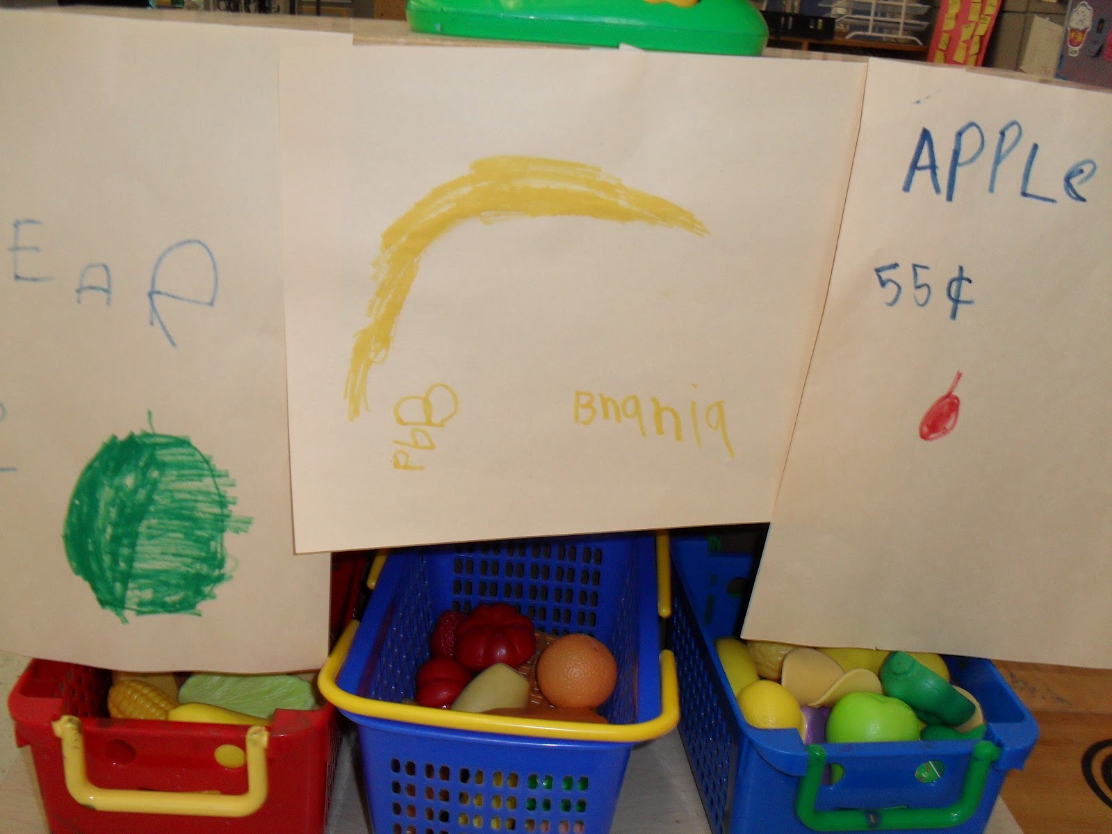 Welcome to Kindergarten: Grocery Store Dramatic Play