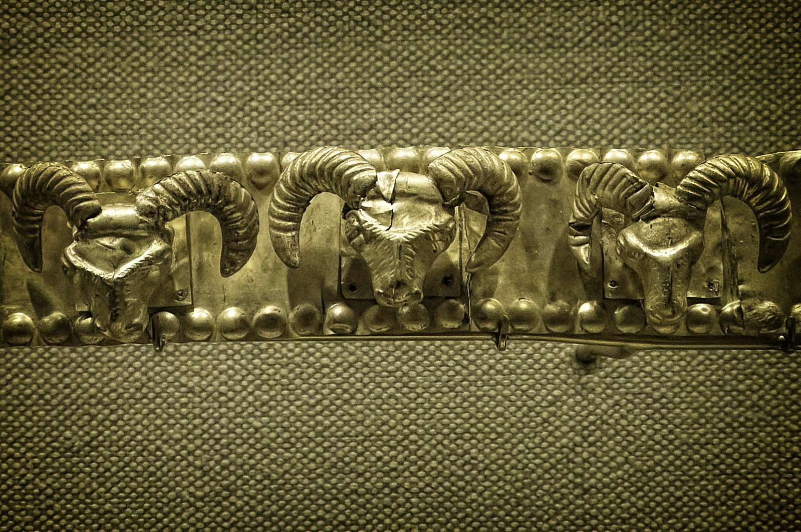 Roman Times: Diadems symbols of wealth, victory, and royalty