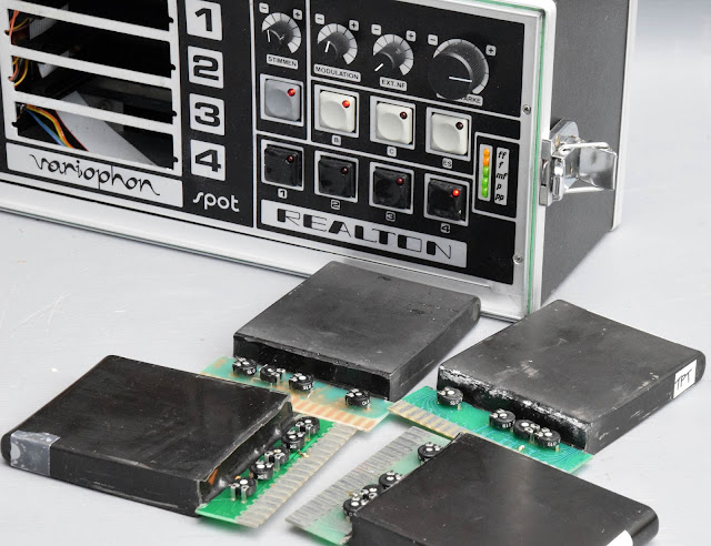 MATRIXSYNTH: Realton Variophon Spot with Seven Cards