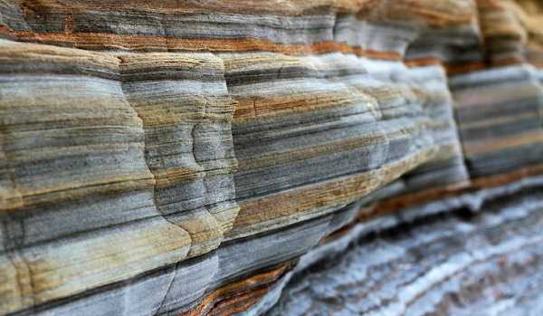 Stratigrafi ~ NeededThing