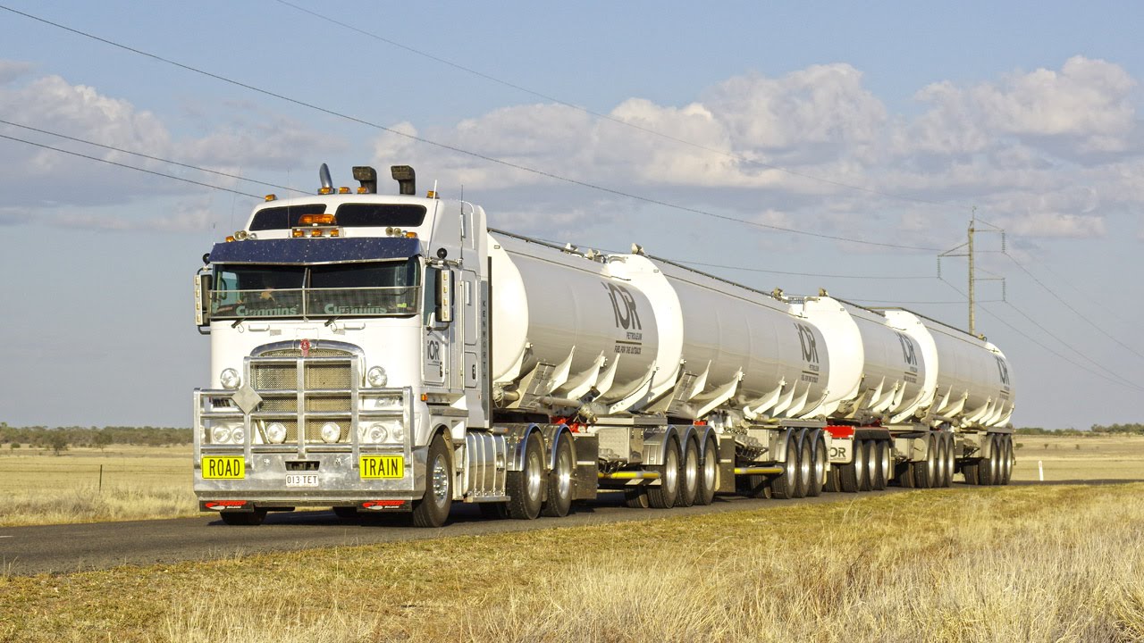 18 Massive Road Trains
