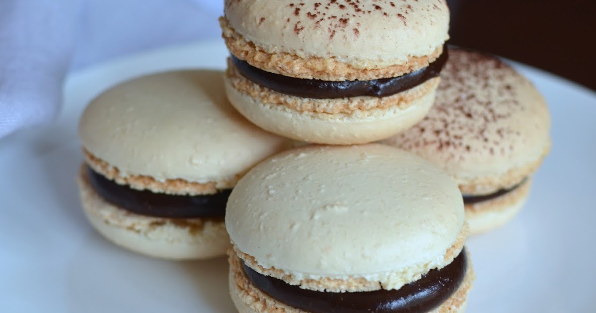 Playing with Flour: Macarons, the Italian method