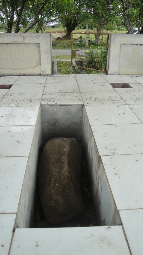 SENI LAMA MELAYU (MALAY OLDEN ART): Makam (Tomb of) Sultan Umar Aqamaddin I
